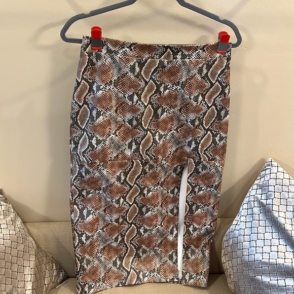 VENUS | Skirts | Pencil Skirt Faux Leather Snake Skin Design | Poshmark